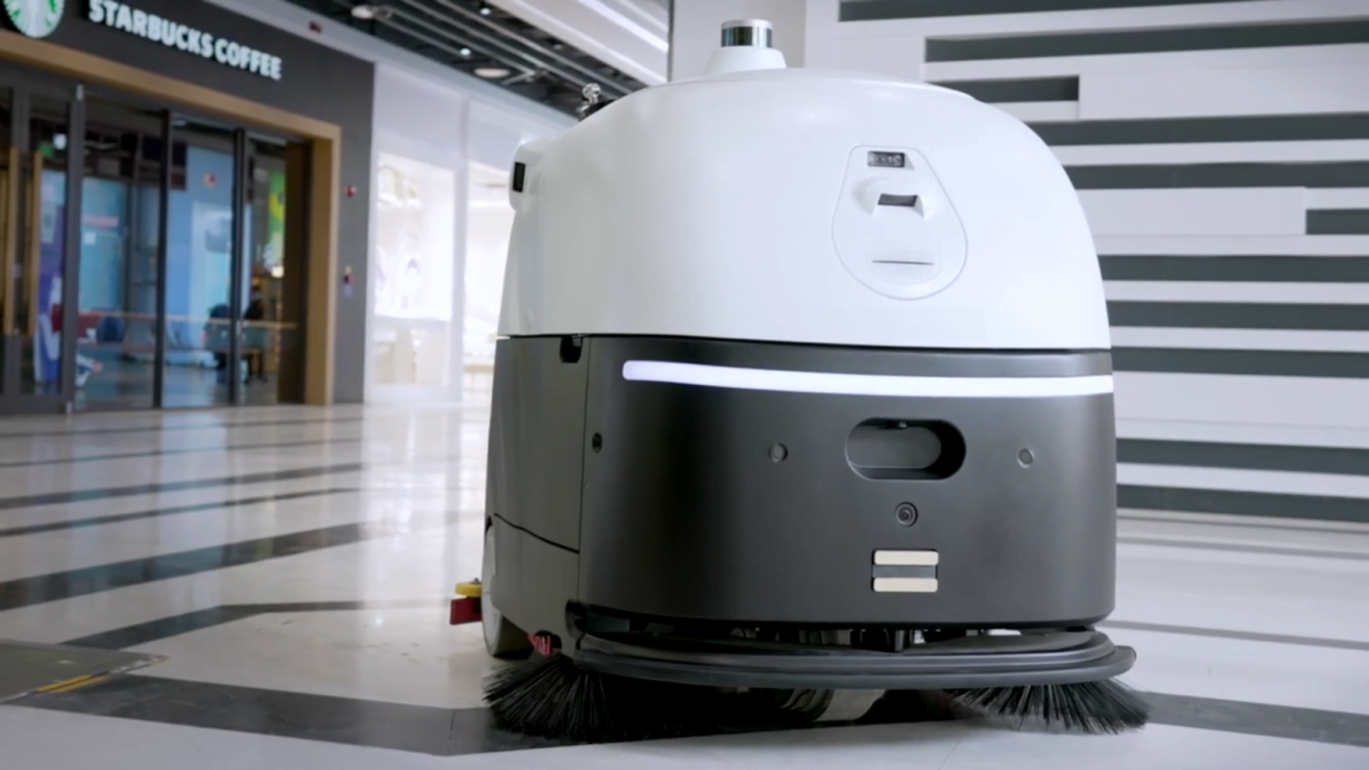 FloorBot Quad 1100: Advanced Commercial and Industrial Autonomous Floor ...